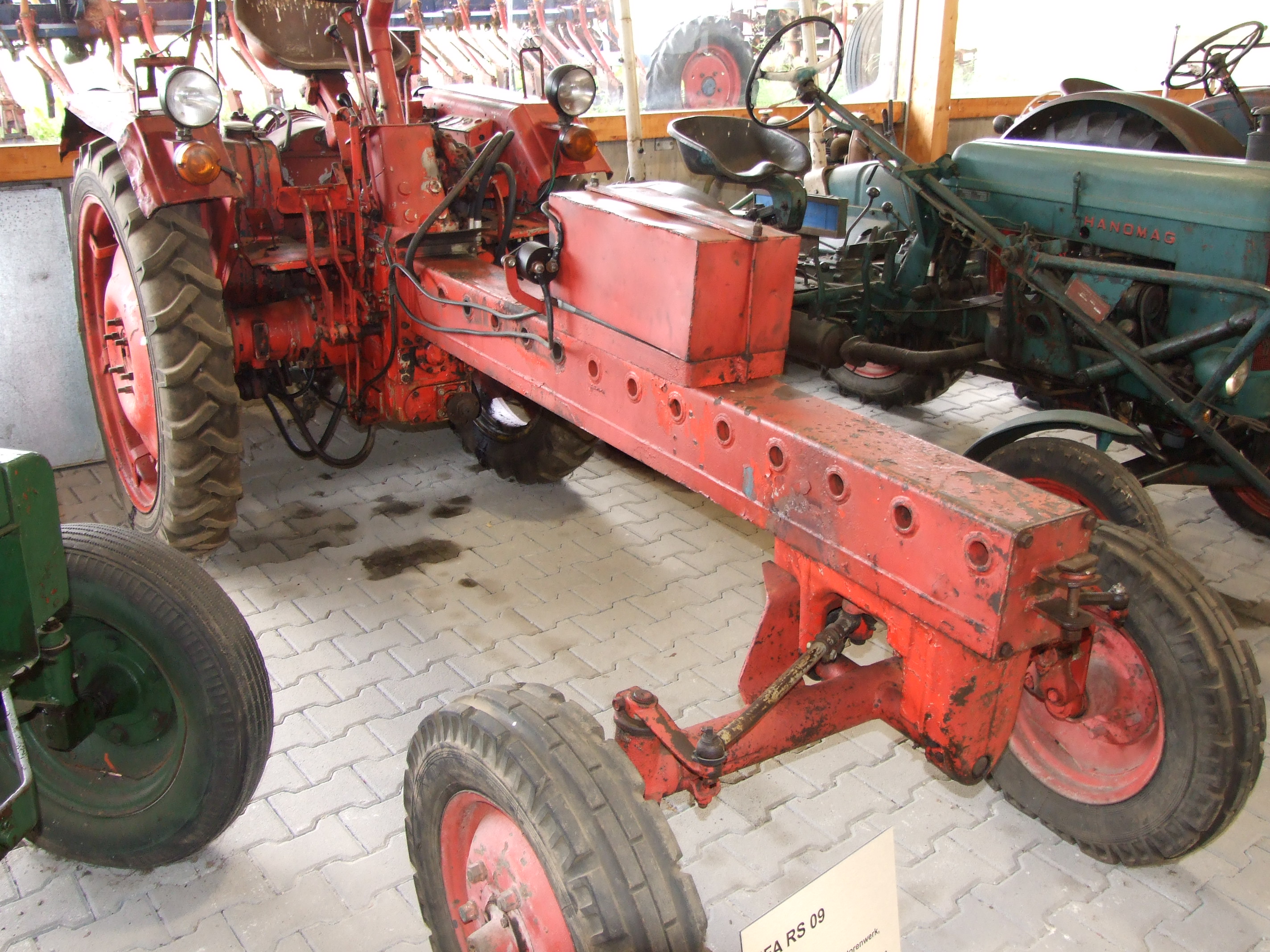 Traktor IFA RS09 Geräteträger :: Deutsches Landwirtschaftsmuseum ...